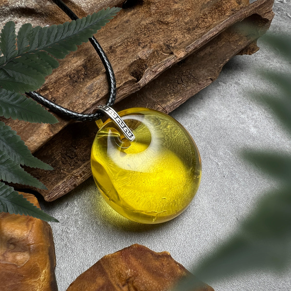 SE0125 (公主扣) — Sens Essentials