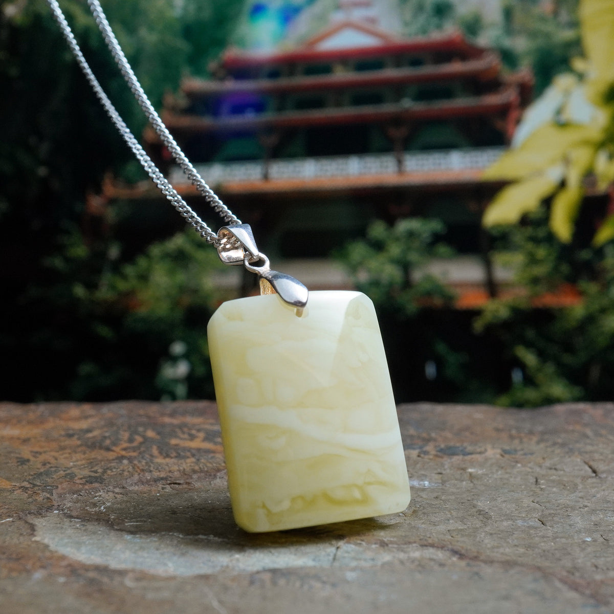 SE0526 — Sens Essentials